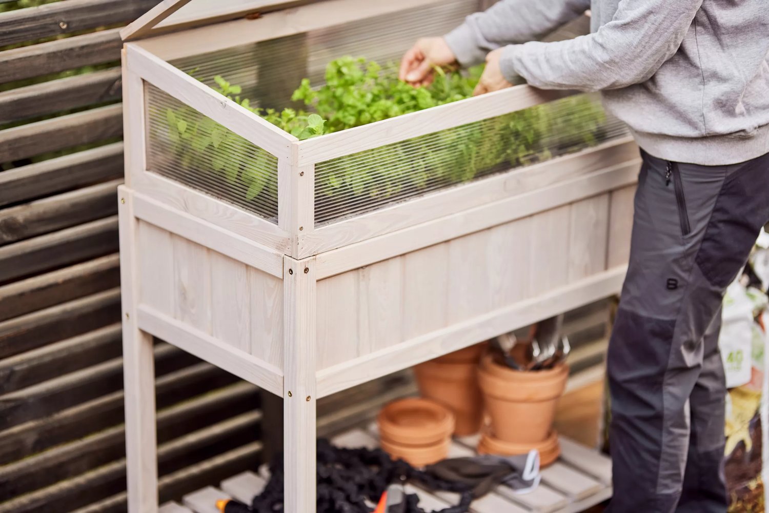 Drivbänk Holger Grå L:47 cm B:87 cm H:103 cm